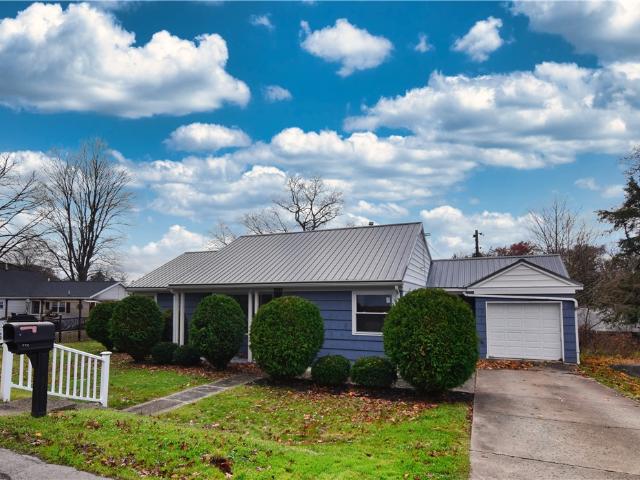203 Big Oaks Dr