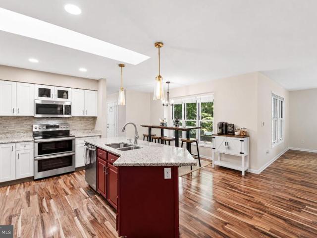 203 Birchside Circle