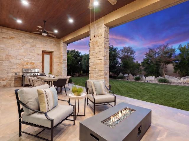 203 Bisset Ct