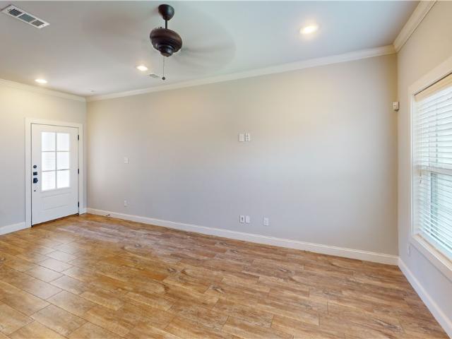 203 Brentwood Dr E, Unit 36, College Station, TX 77840 | MLS #25012 | Compass