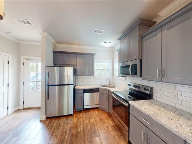 203 Brentwood Drive E 71