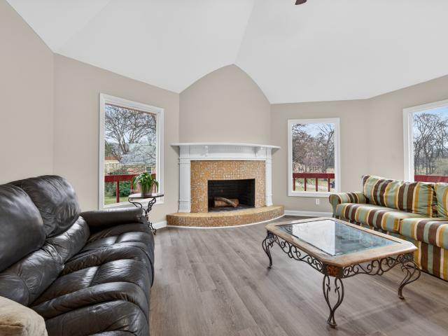 203 Buena Vista Dr