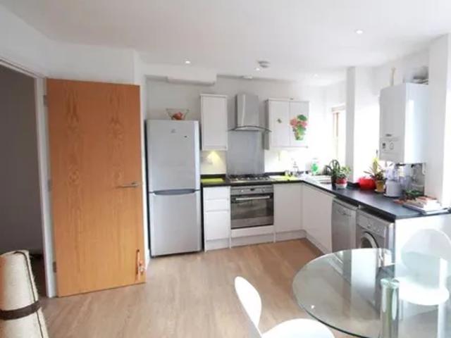 203 Green Lanes, Bowes Park, London, N13 4UH, United Kingdom | 1 bed apartment for rent #140655140 | Rentberry