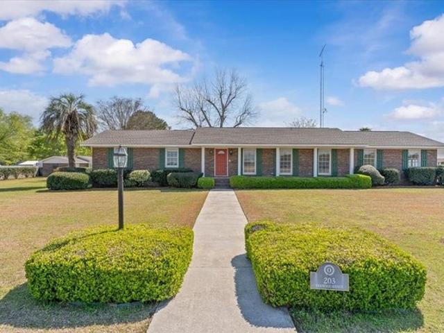 203 Dogwood Ave, Columbia, AL 36319