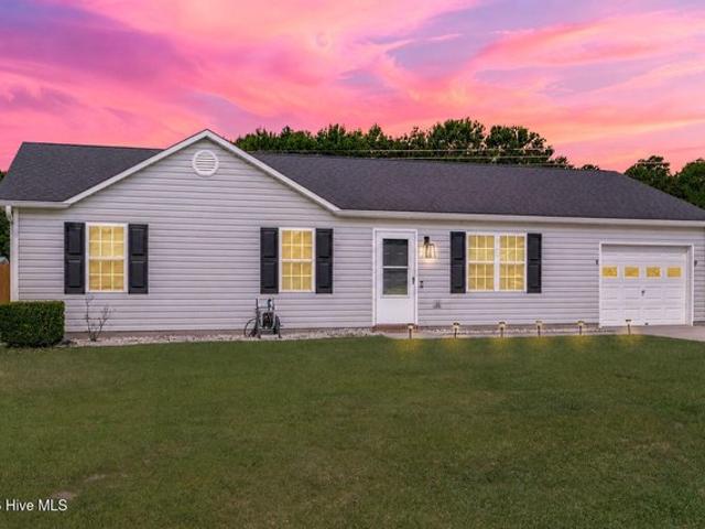 203 Daplin Pl, Jacksonville, NC 28540