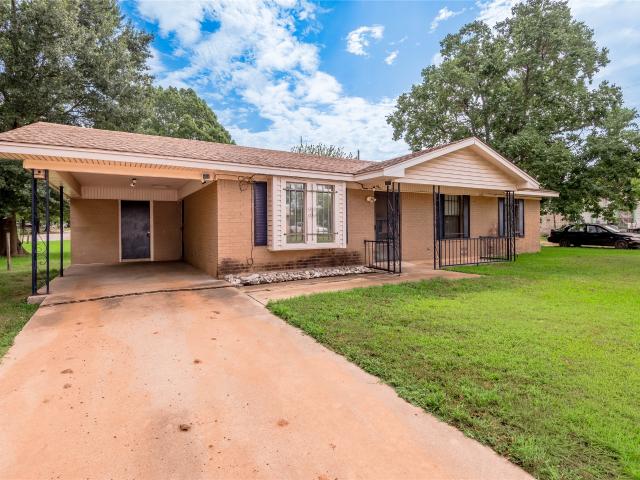 203 Darius Street