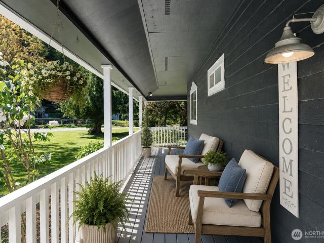 203 E Wishkah Road