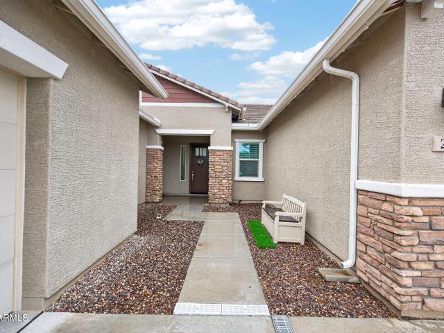 203 e birchwood place