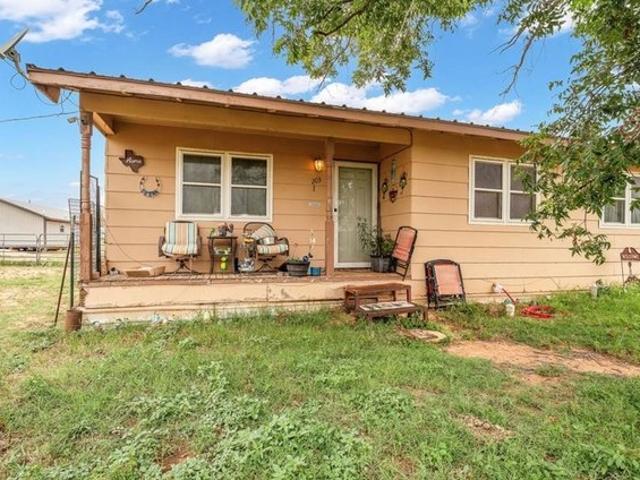 203 E Bird, Westbrook, TX 79565