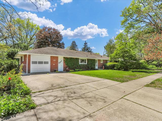 203 E Mumford Drive