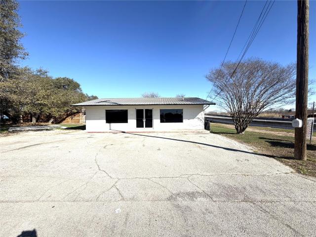 203 E Pecan St
