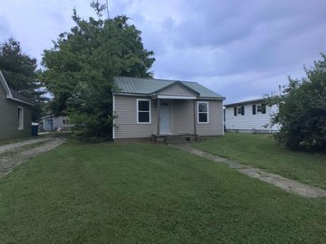 203 East Ave, Anna, IL 62906