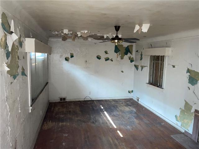 203 Elm St