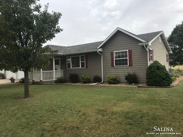 203 Evans St, Ellsworth, KS 67439