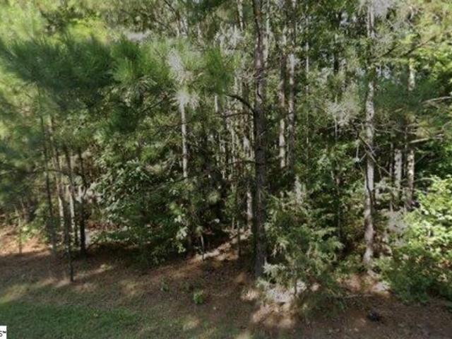 203 Ferncliff Dr, Greenwood, SC 29649
