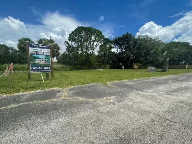 203 FLAMINGO DR, COCOA, FL 32926 Single Family Residence For S.