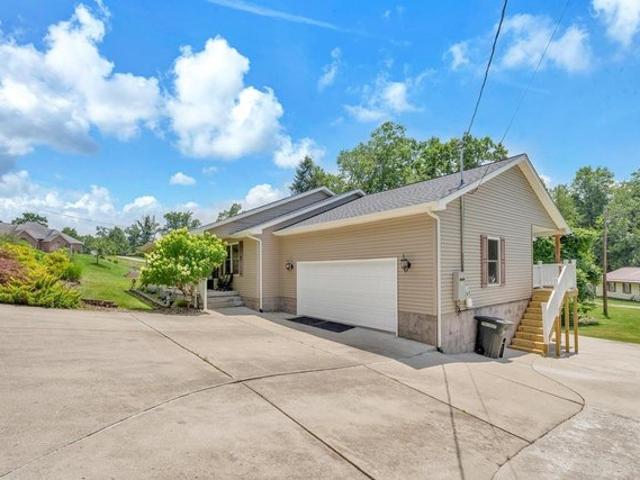 203 Knollwood Hts, Charleston, WV 25302