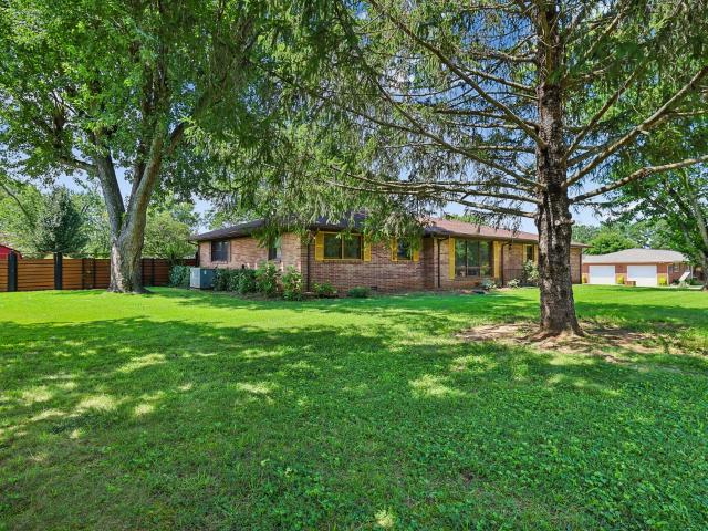 203 Kelly Dr