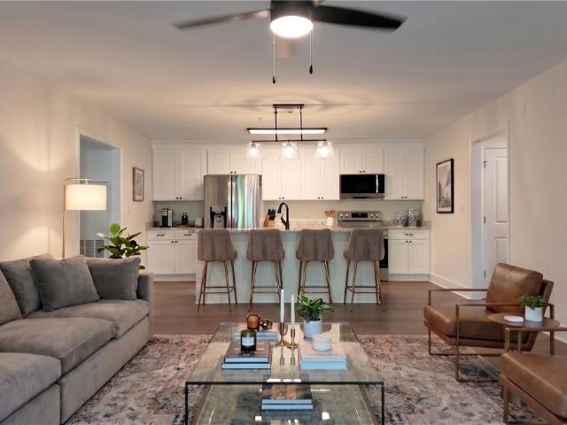 203 Kelly Road 712