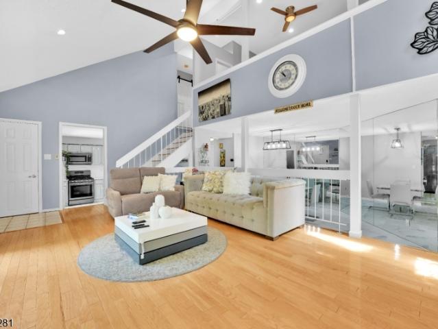 203 Kingsberry Dr