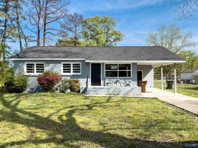 203 Haig St SW, Hartselle, AL 35640