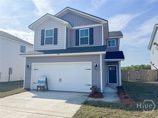 203 Hamilton Dr, Hinesville, GA 31313