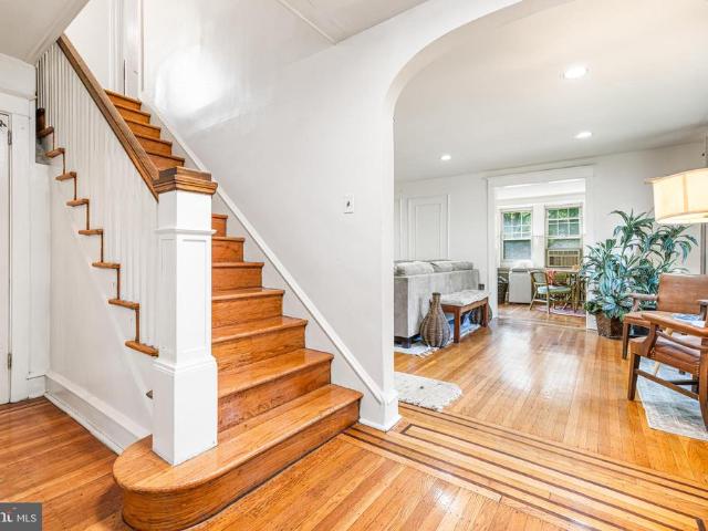 203 Hewett Road