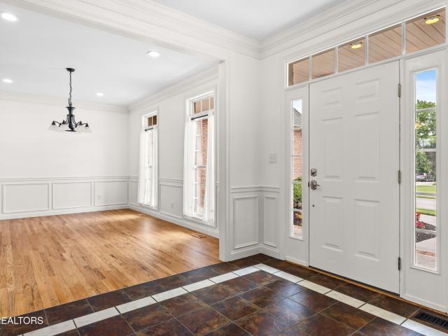 203 Heighton Court