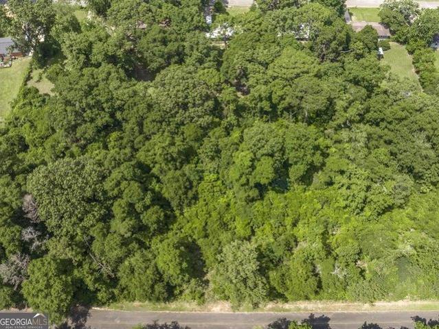 203 Hickory Dr, Perry, GA 31069