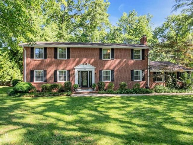 203 Hickory Ln, Mauldin, SC 29662