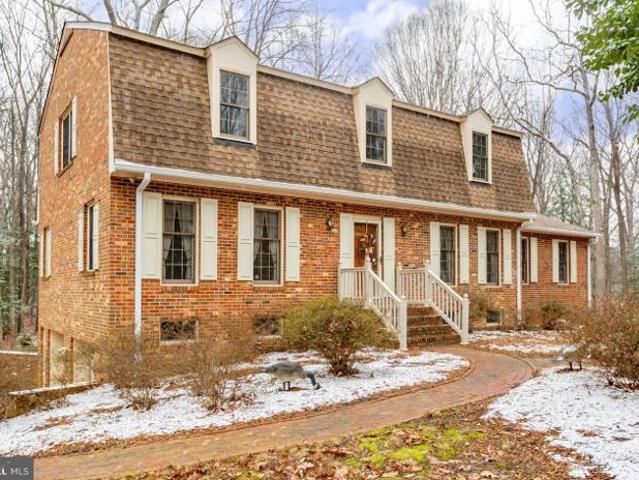 203 Ironwood Ln, Fredericksburg, VA 22408