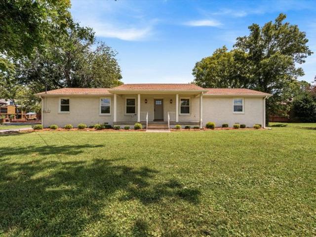 203 Oak Hill Dr, Lebanon, TN 37087