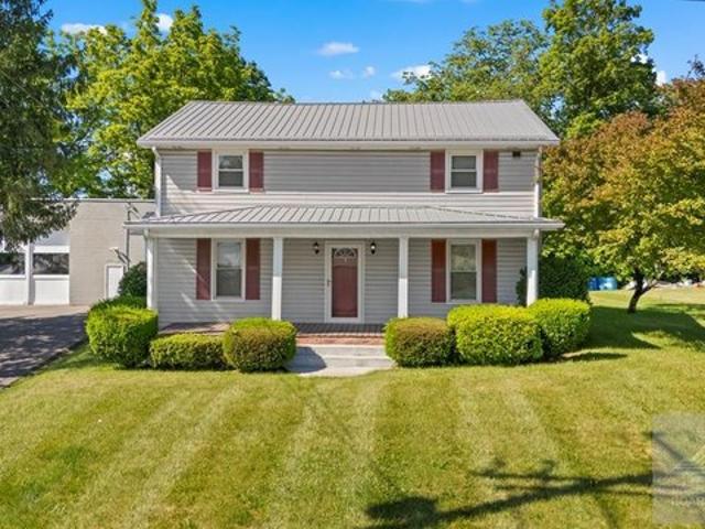 203 Oakvale Rd, Princeton, WV 24740