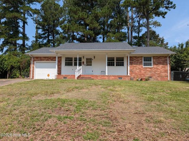 203 Long Acre Dr, Jacksonville, NC 28546