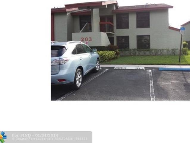 203 Lake Pointe Dr Apt 108, Oakland Park, FL 33309