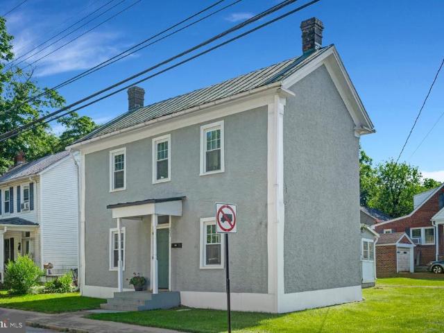 203 Lee Street