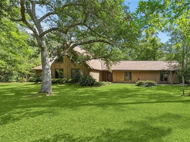 203 Lefleur Dr, Slidell, LA 70460 | MLS #2555 | Compass