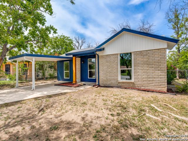 203 Lynhaven