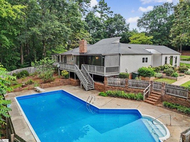 203 Mockingbird St, Seneca, SC 29672