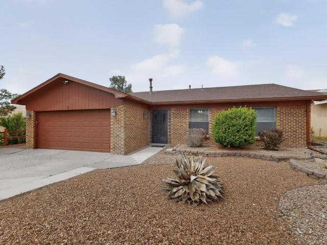 203 Monte Largo Drive NE
