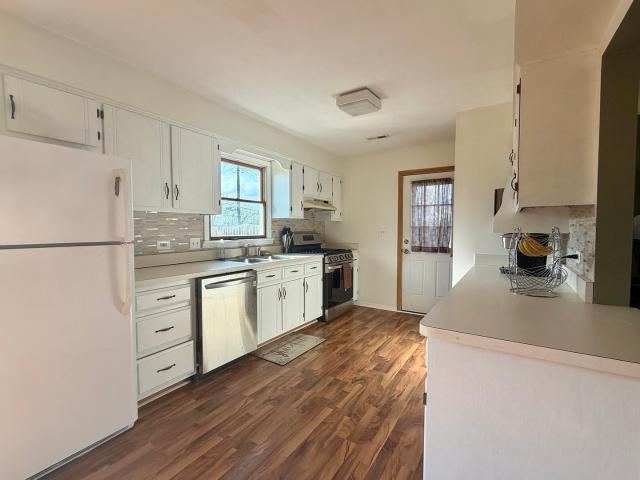 203 Macgregor Road