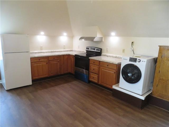 203 Main St, Unit 3A, Lyndora, PA 16045 | MLS #1747 | Compass