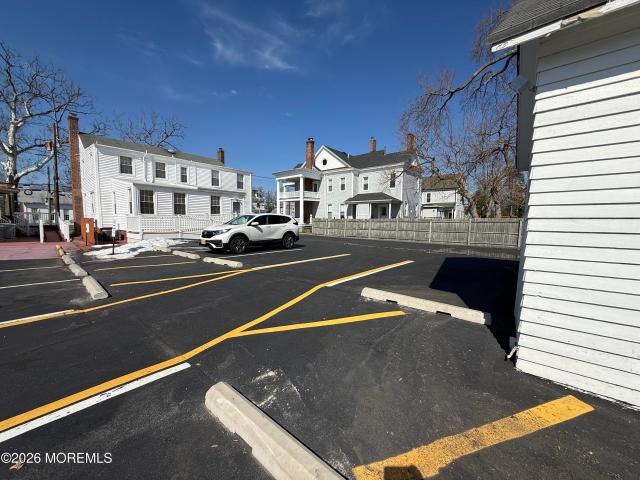 203 Main Street Unit 2B