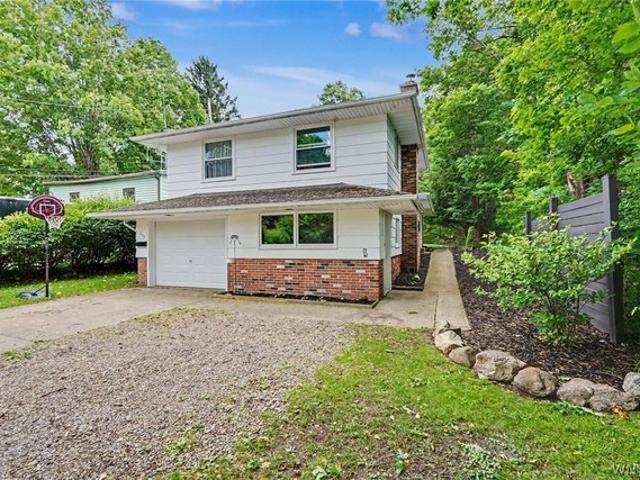203 Maple Ave, Springville, NY 14141