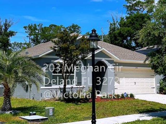 203 Meghan Cir, Deland, FL 32724