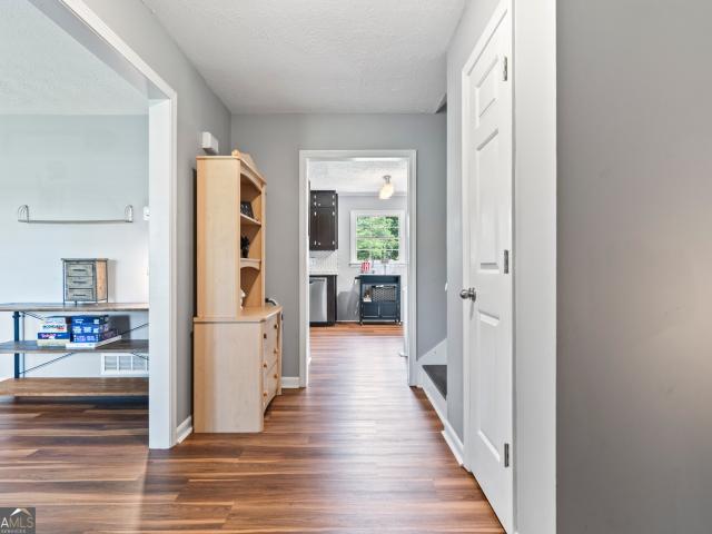203 Mustang Drive