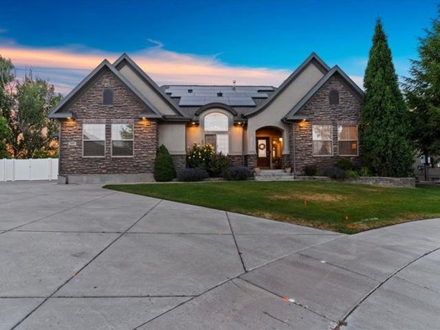 203 N 2925 W, West Point, UT 84015