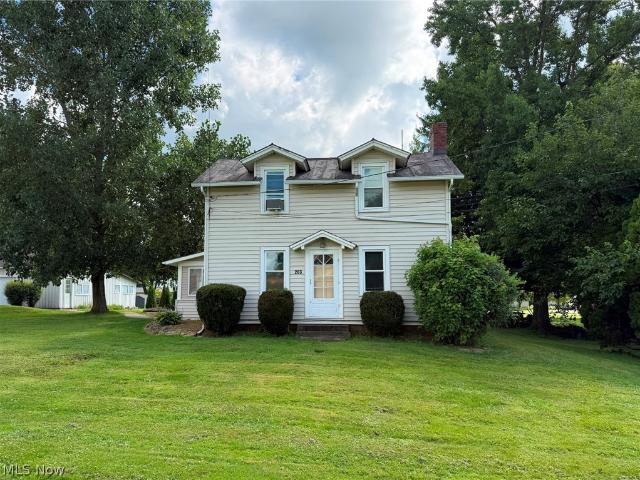 203 N Applecreek Road