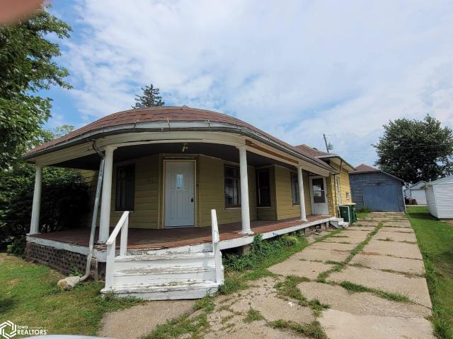 203 N Barnes Street