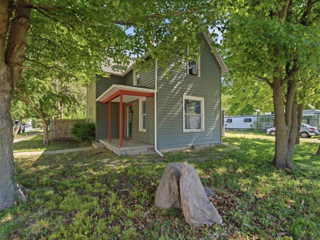 203 N Columbia Street
